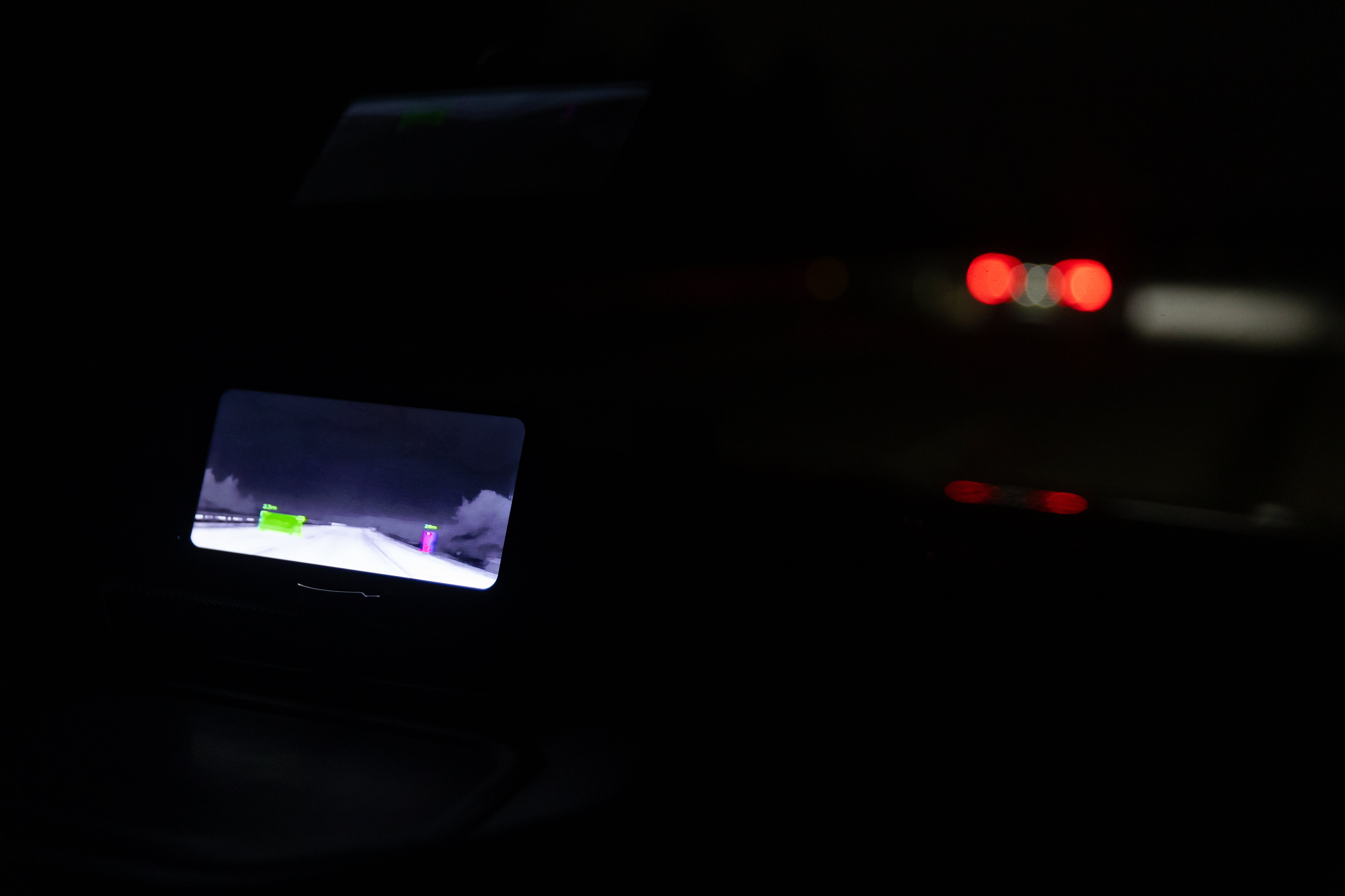 Night Vision vs Thermal Imaging: Which Works Better in the Dark ...